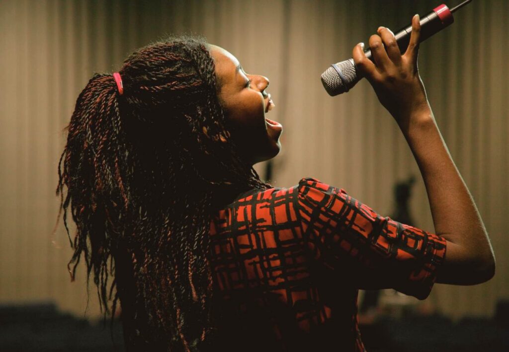 Como cantar em regiões mais agudas - Harmona Vocal Blog | Seu portal de ...