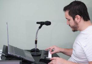 Como fazer um aquecimento vocal - Harmona Vocal Blog | Seu portal de ...